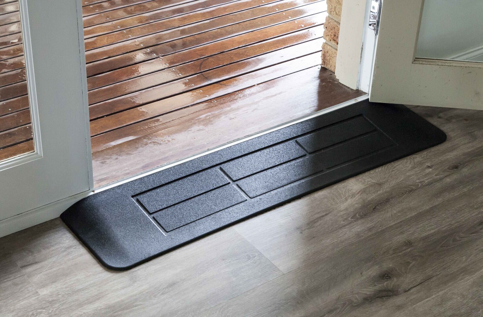 Three sided rubber threshold / doorway ramp for wheelchair / disability ...